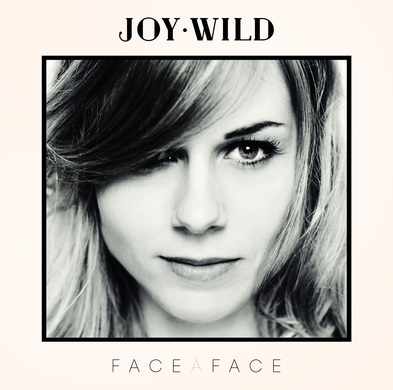 INTERVIEW DE JOY WILD - 26 MARS 2014 - Zik' Ever