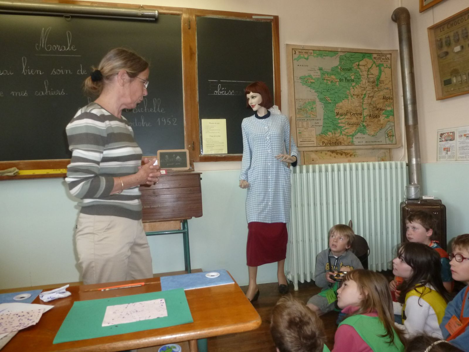 La visite de la classe-musée (Ecole d'autrefois) - Le blog de la classe ... La visite de la classe-musée (Ecole d'autrefois) - Le blog de la classe ...