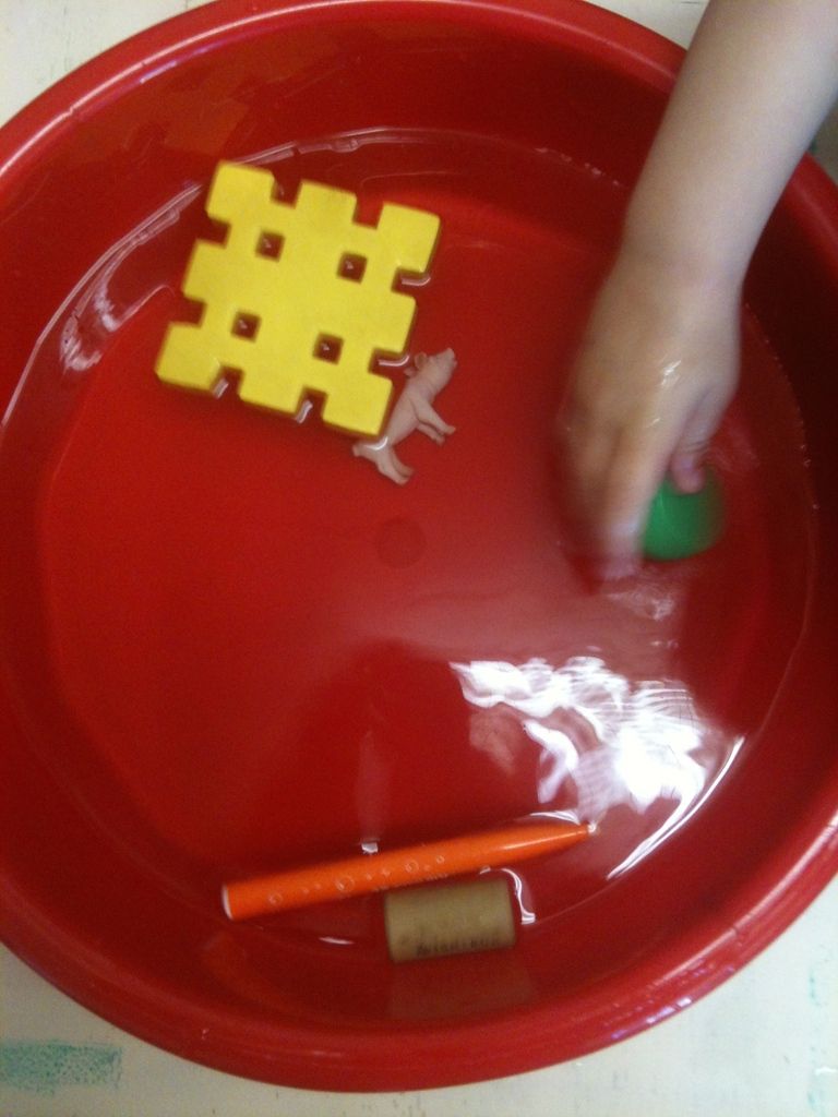 Découverte de l'eau chez les TPS - Ecole Maternelle La Salle - Félix Aunac