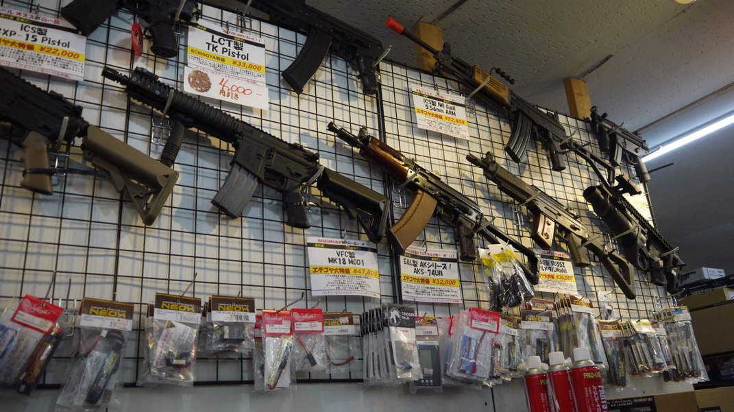 Visite du Shop spécialiste de l'Airsoft "Echigoya" à Akihabara - RC Shop and Co. in Japan
