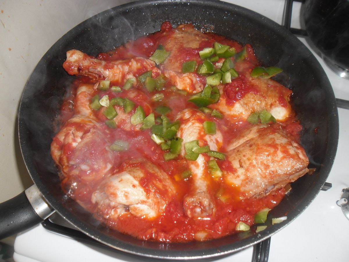 Poulet Sauce Tomates Aux Olives Confites La Cuisine A Touti