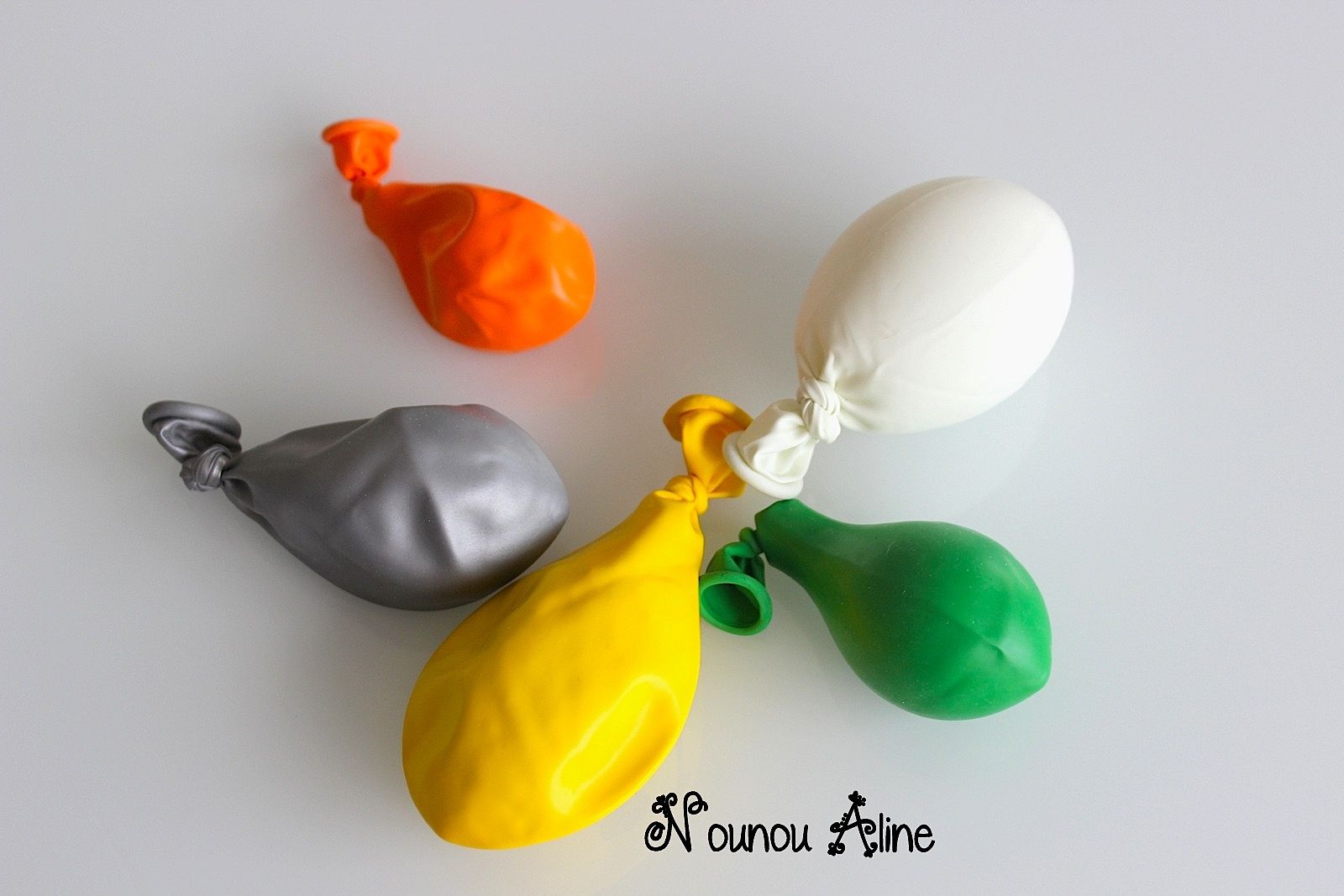 Ballons sensoriels - Nounou Aline