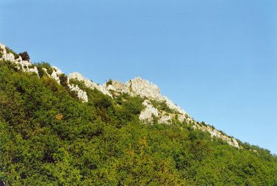 Le château de Bézu. - tresortemplierdebelgique.overblog.com