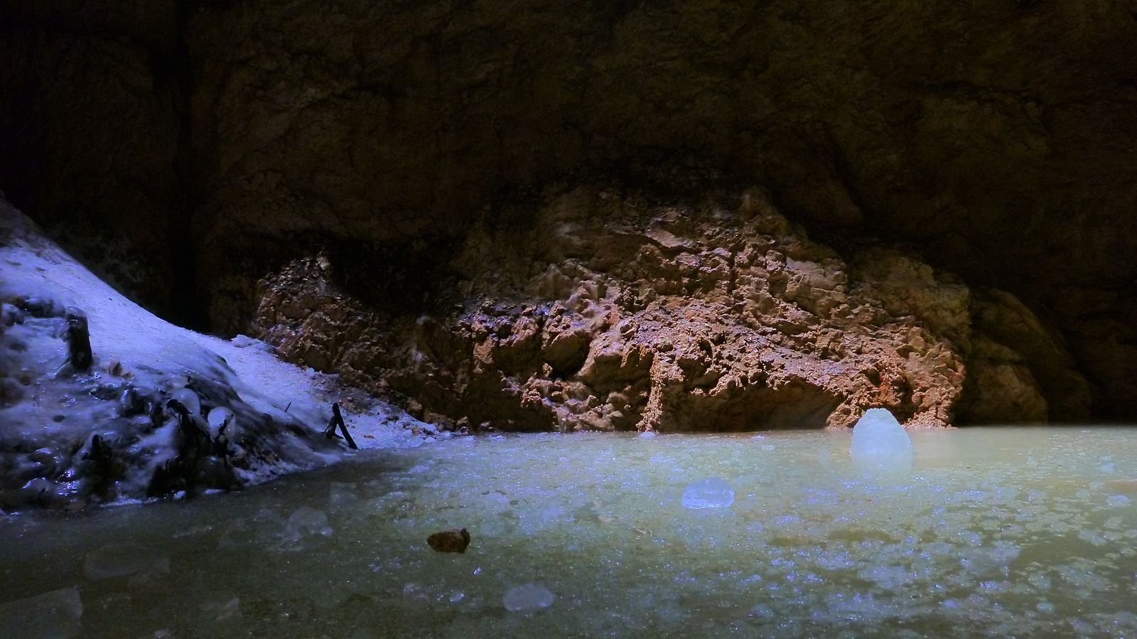 SPELEO EN CHARTREUSE - RANDO SPELEO CANYON