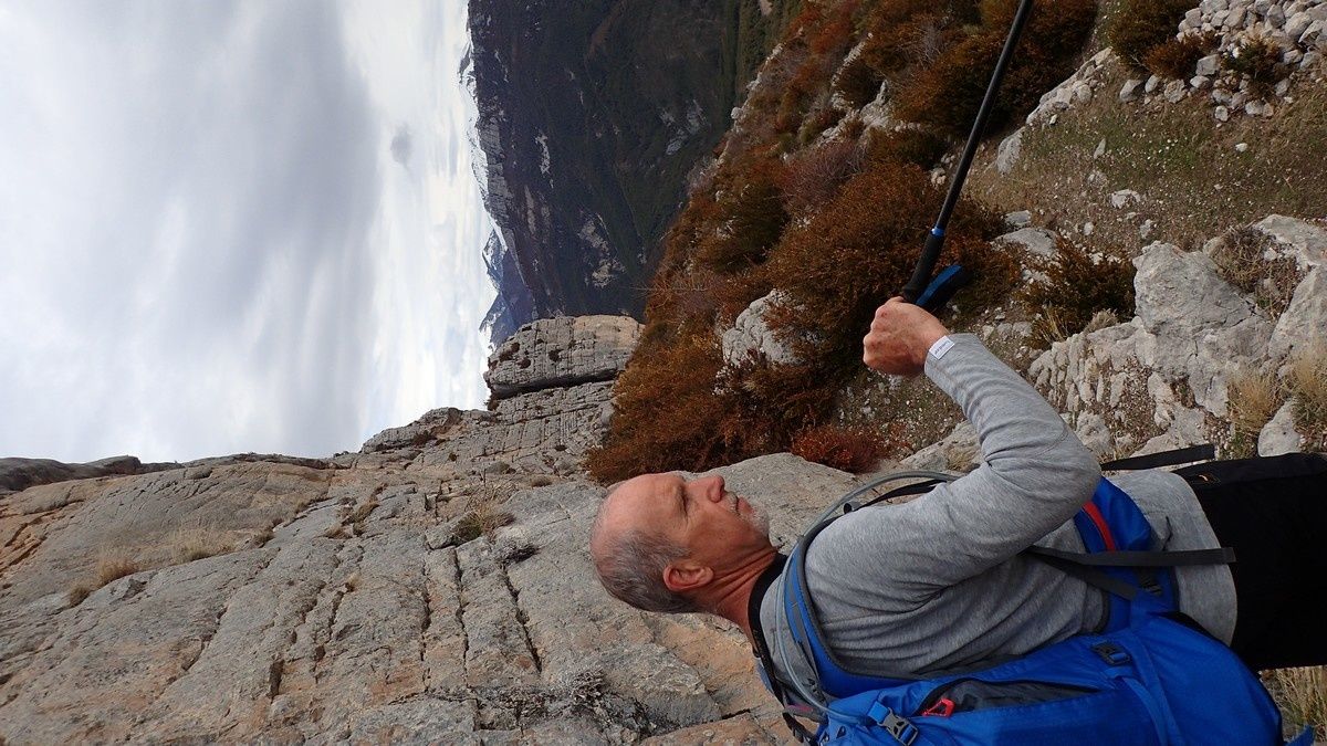 MONTAGNE DE ROBION - RANDO SPELEO CANYON