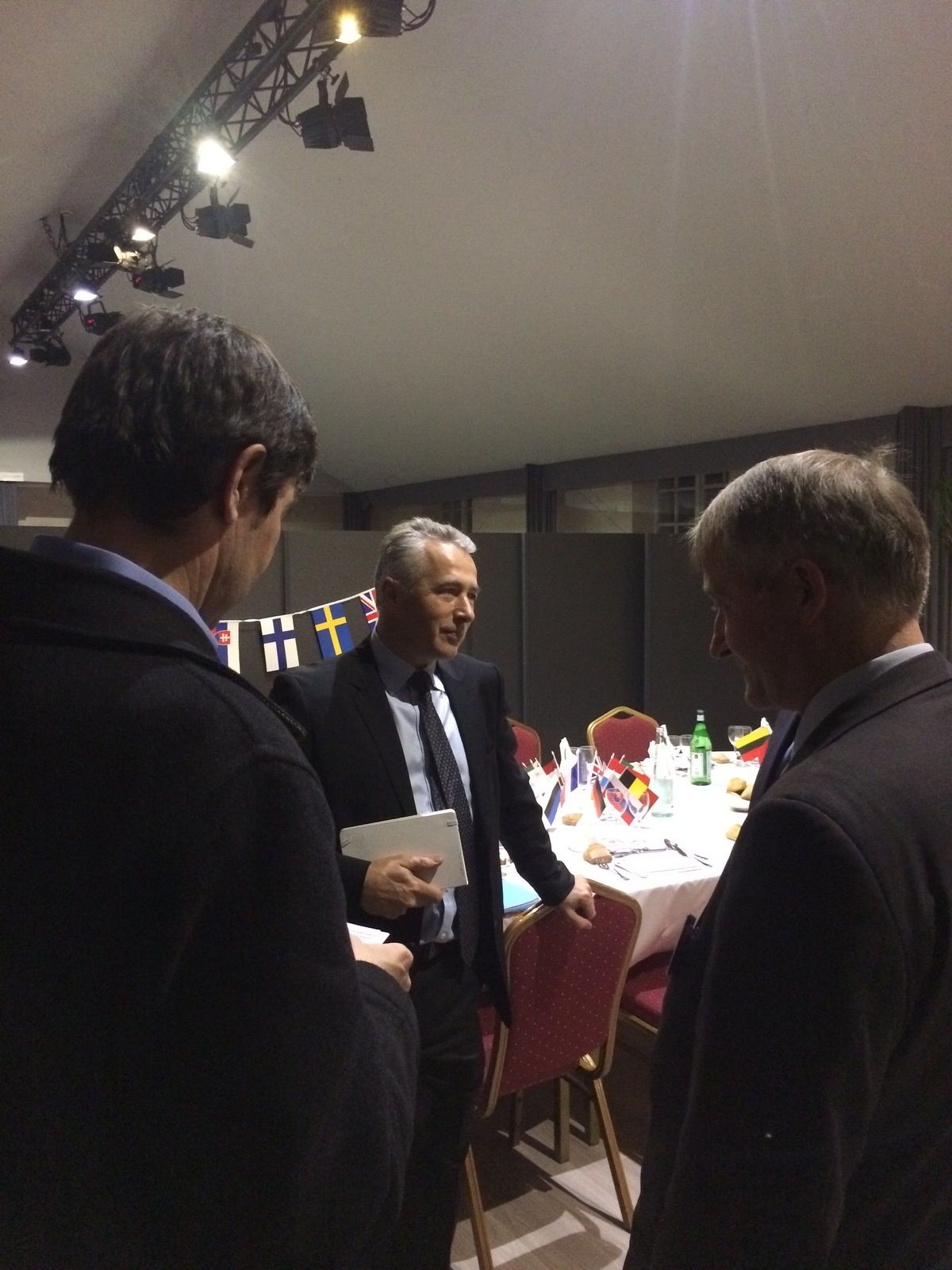 6 FEV - TIM ROWNTREE - « l'OCCAR, un modèle pour les programmes en ...