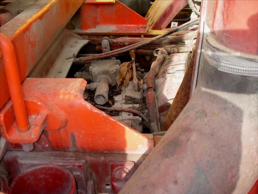 Camion Renault RVI Malaxeur 4x4 - TRANS.COMM.13 Pierre BASSAT Machines ...