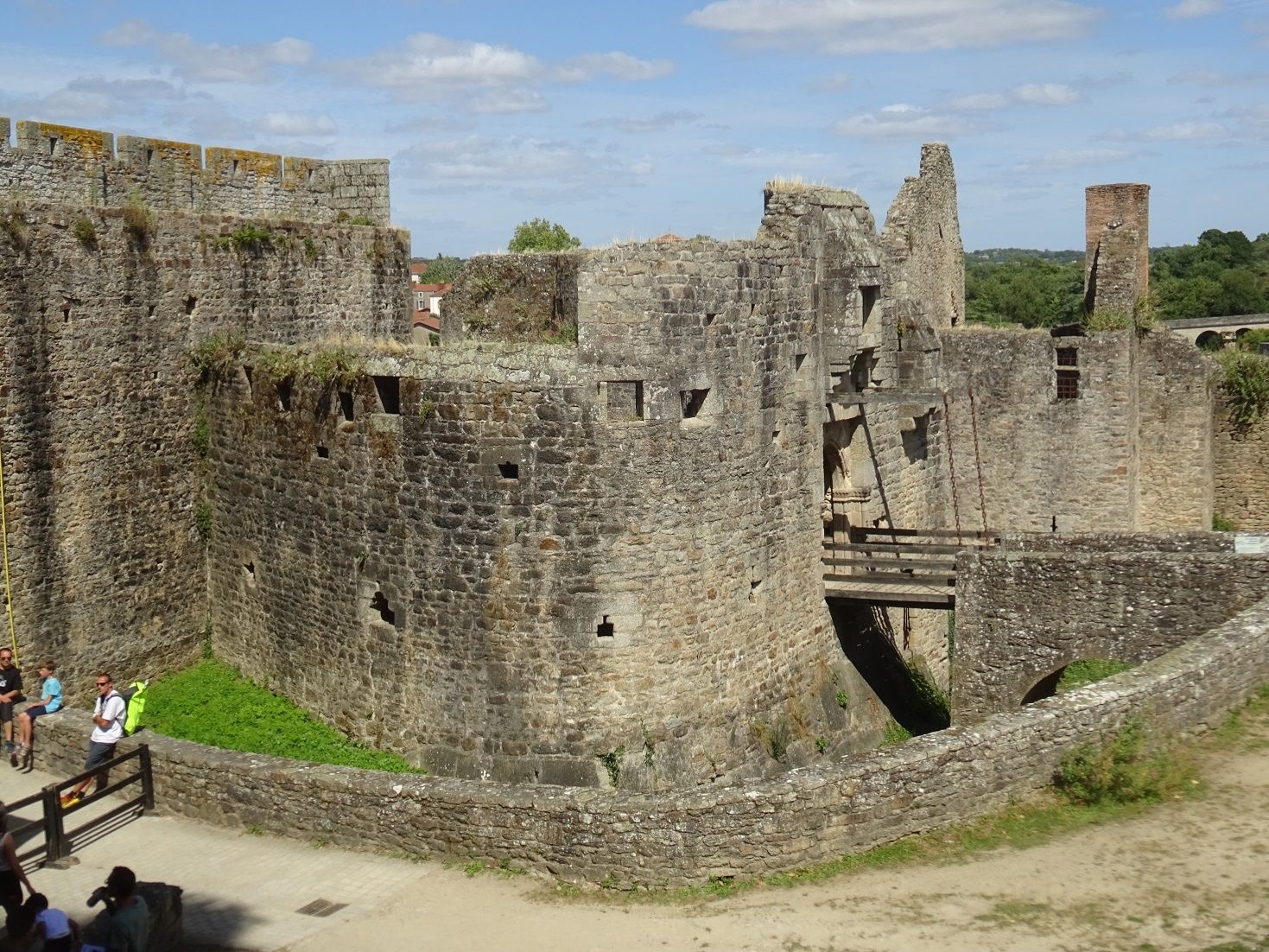 [Patrimoine - Châteaux des Marches de Bretagne – Ille-et-Vilaine-Loire ...
