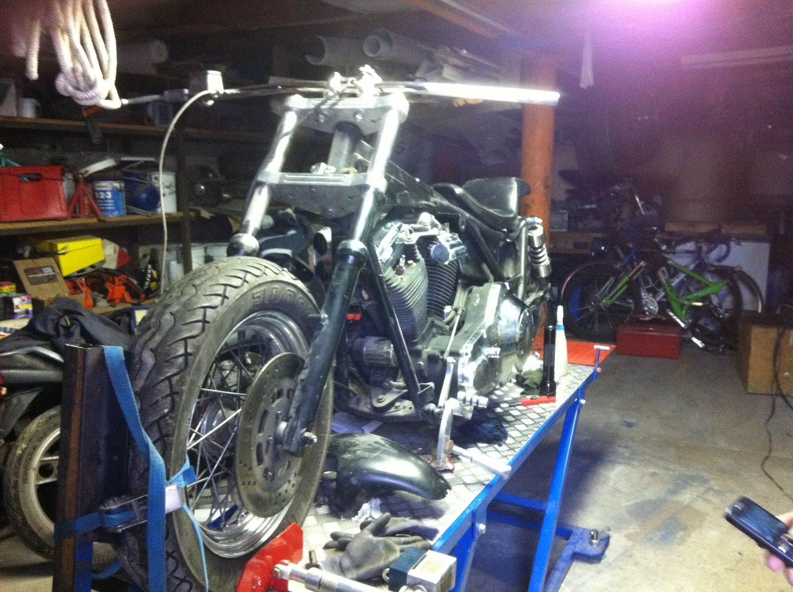 Table Moto made in caverne du motard - la caverne du motard