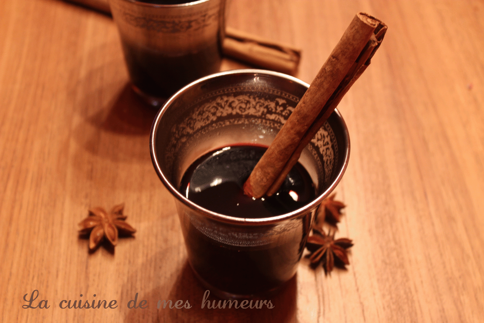 Vin chaud aux épices et à la pomme - La cuisine de mes humeurs!