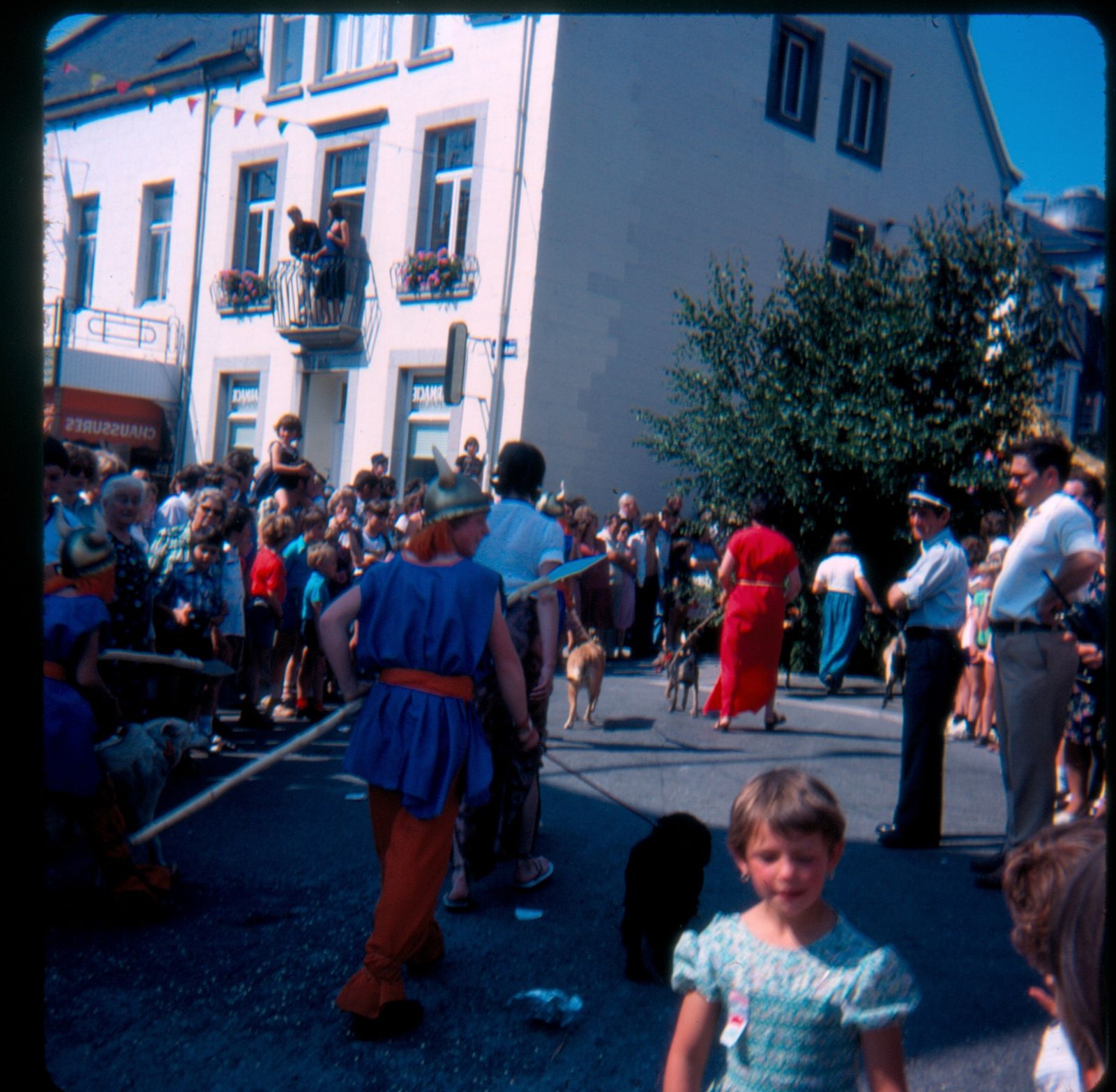 Photos lors de la participation du comité de Tronquoy Respelt lors de ...