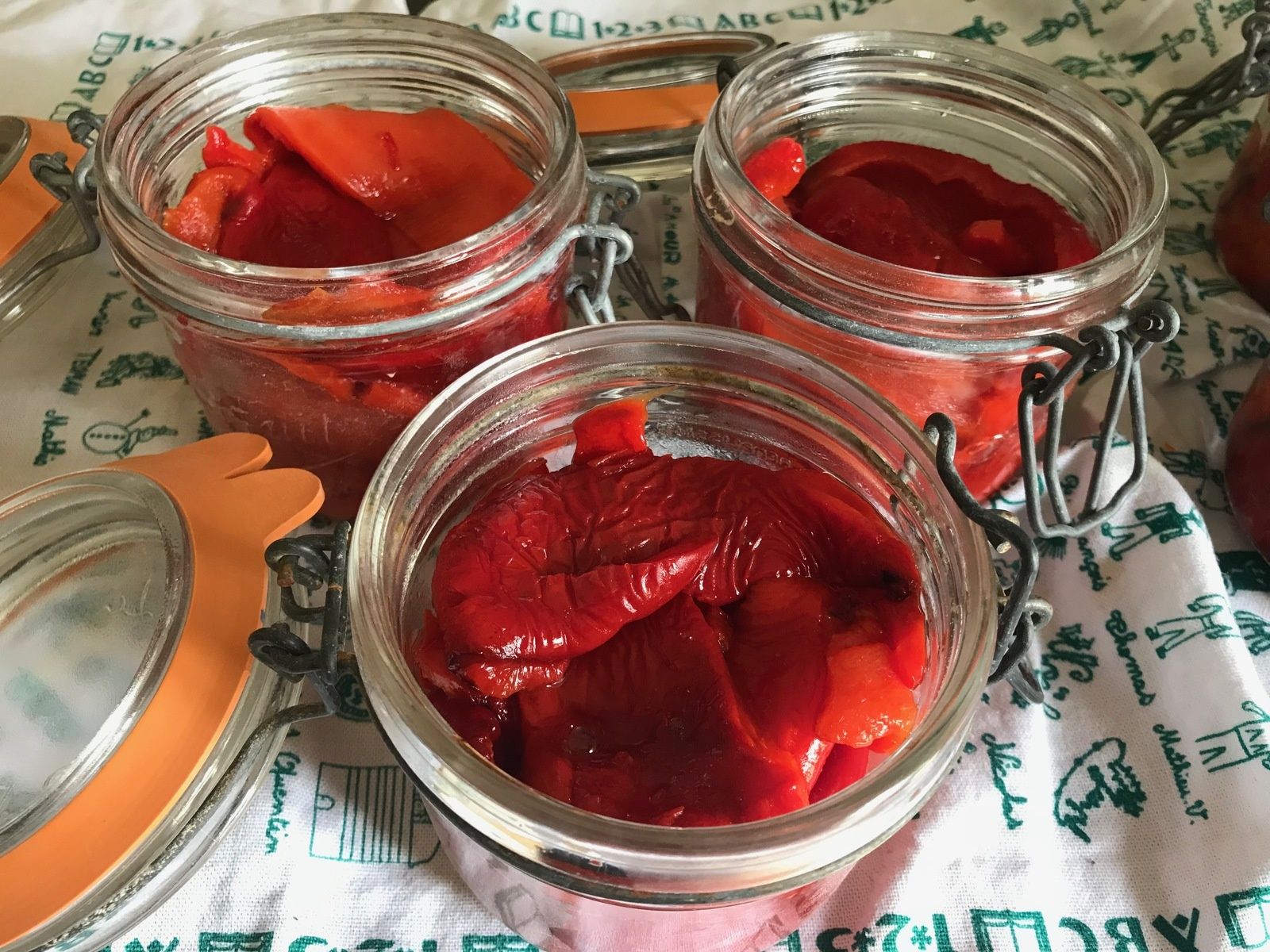 Conserves de poivrons rouges au naturel - La Friandine