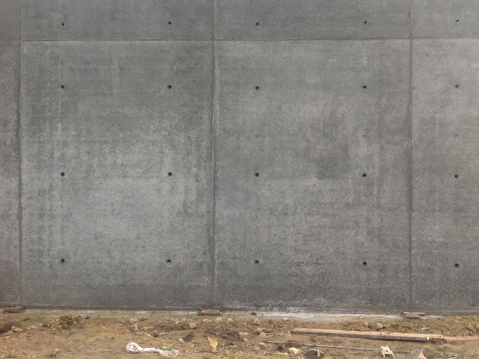 Premier mur béton - Salle festive et culturelle de Succieu