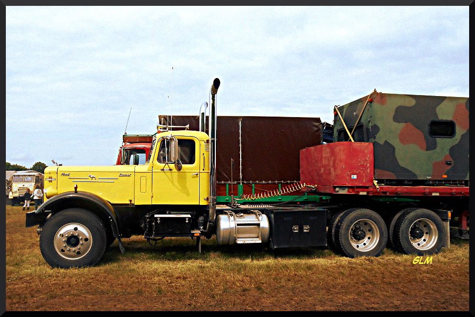 Mack LT 1946 - GLM C-TP-T- (Camions-TP-Train)