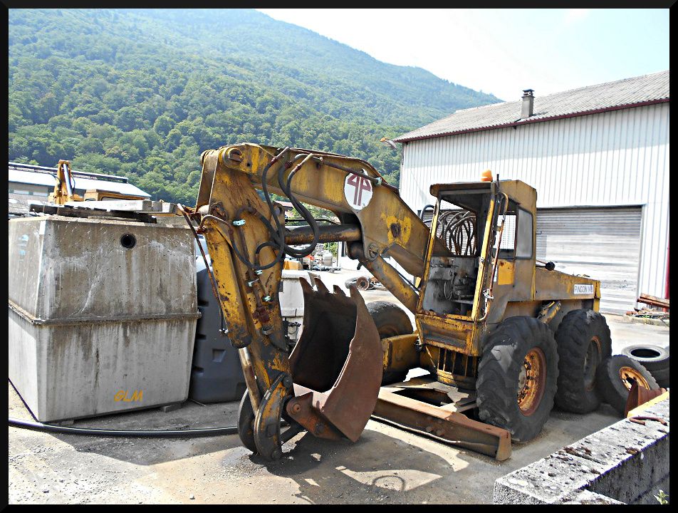 Baumaschinenbilder.de - Forum | Bagger allgemein | Pingon 14C