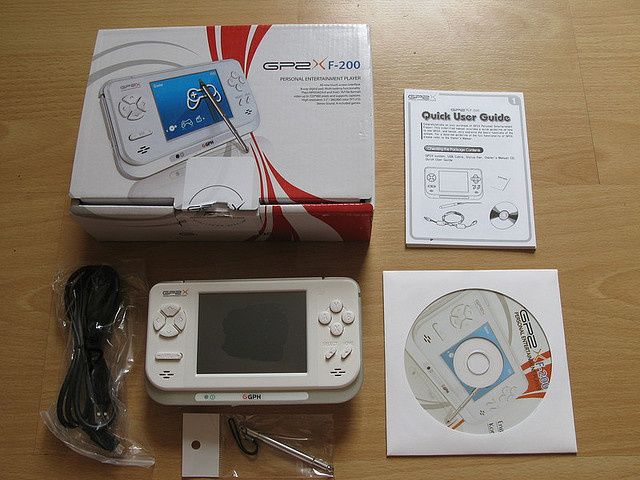 Un peu d'histoire - Les consoles portables