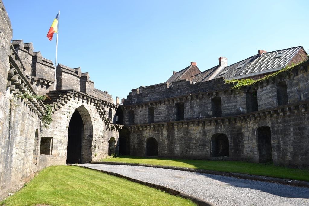 BELGIQUE -Ville d'Antoing et son Château - blogdemichel.overblog.com