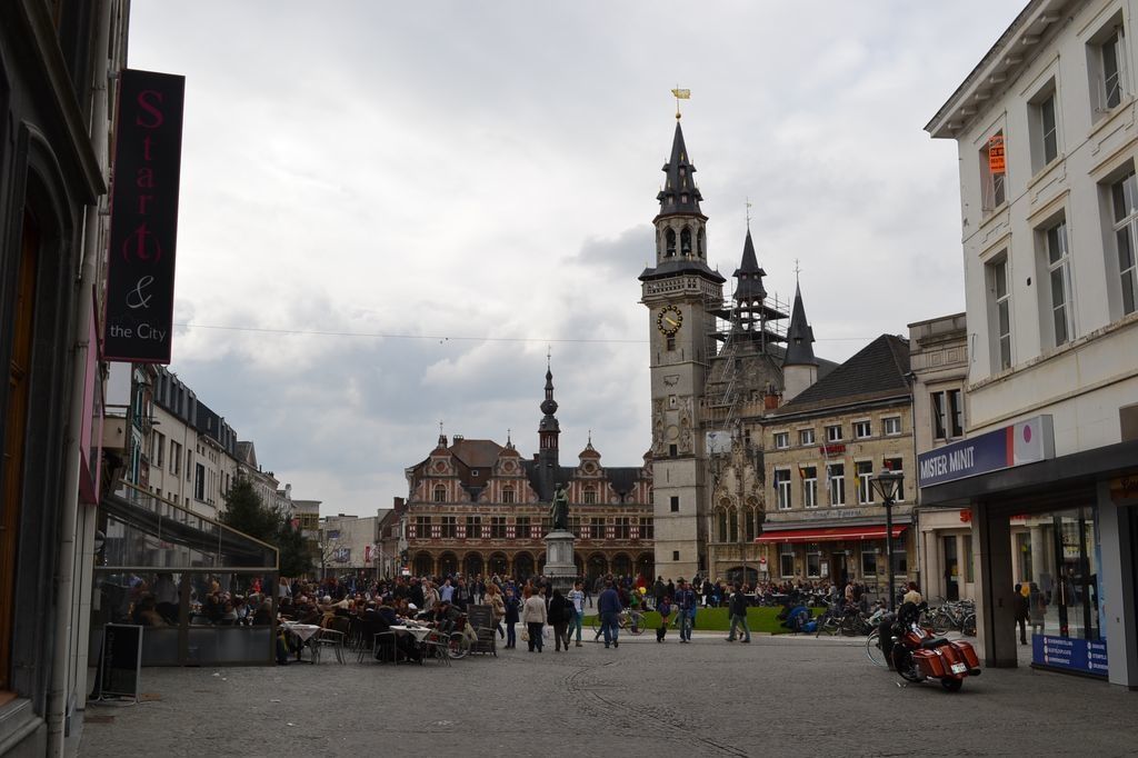 BELGIQUE -Ville d'Alost - blogdemichel.overblog.com