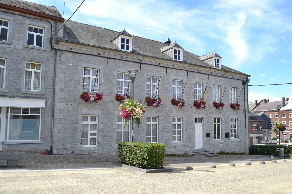 BELGIQUE -Ville de Couvin - blogdemichel.overblog.com