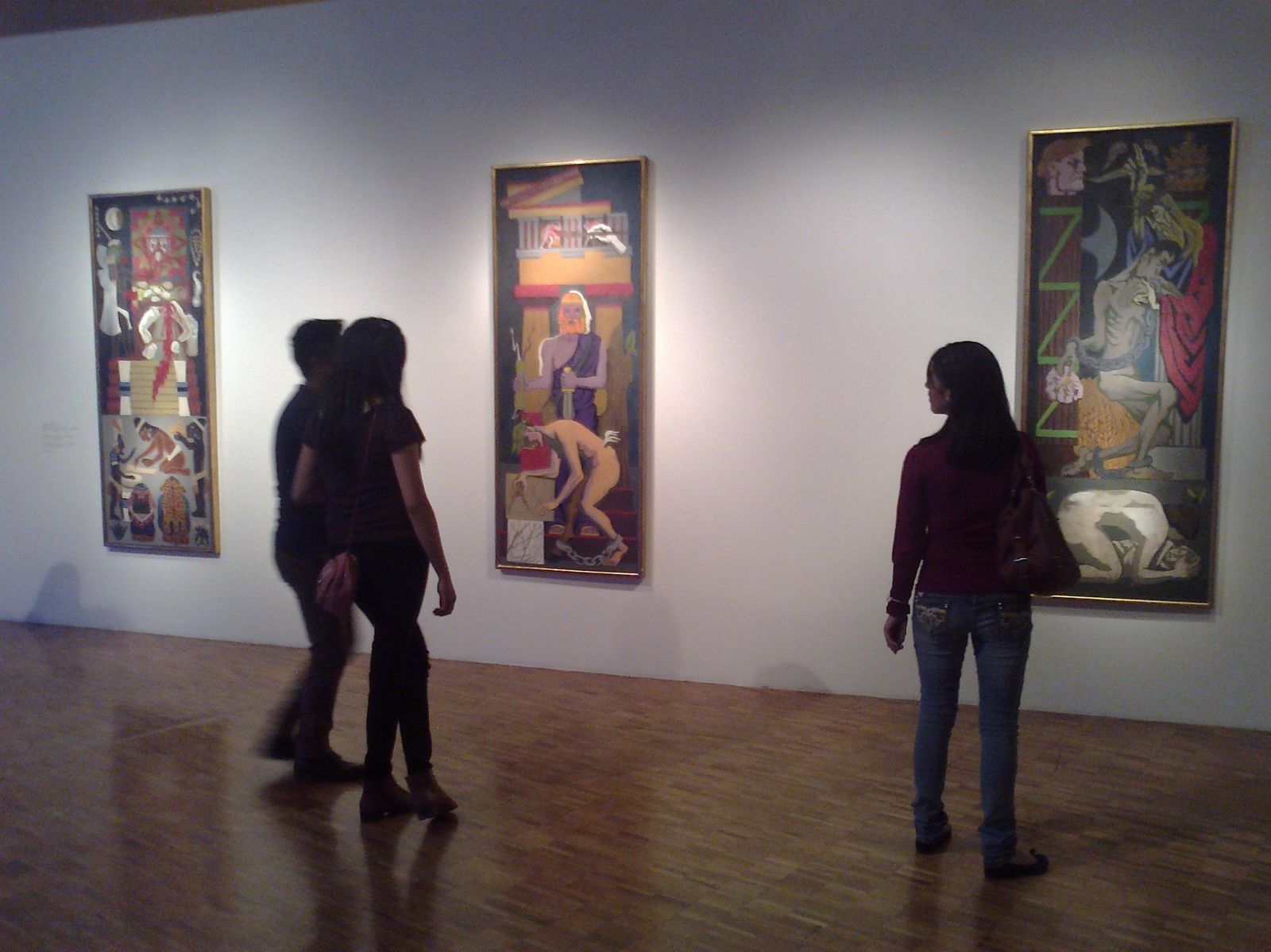 Escapando de la crítica. - Rolando Calles