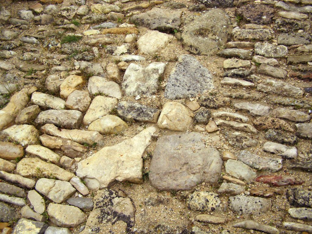 TOUR de PORCHERE - st Michel-l'observatoire - en limite de MANE - ber ...