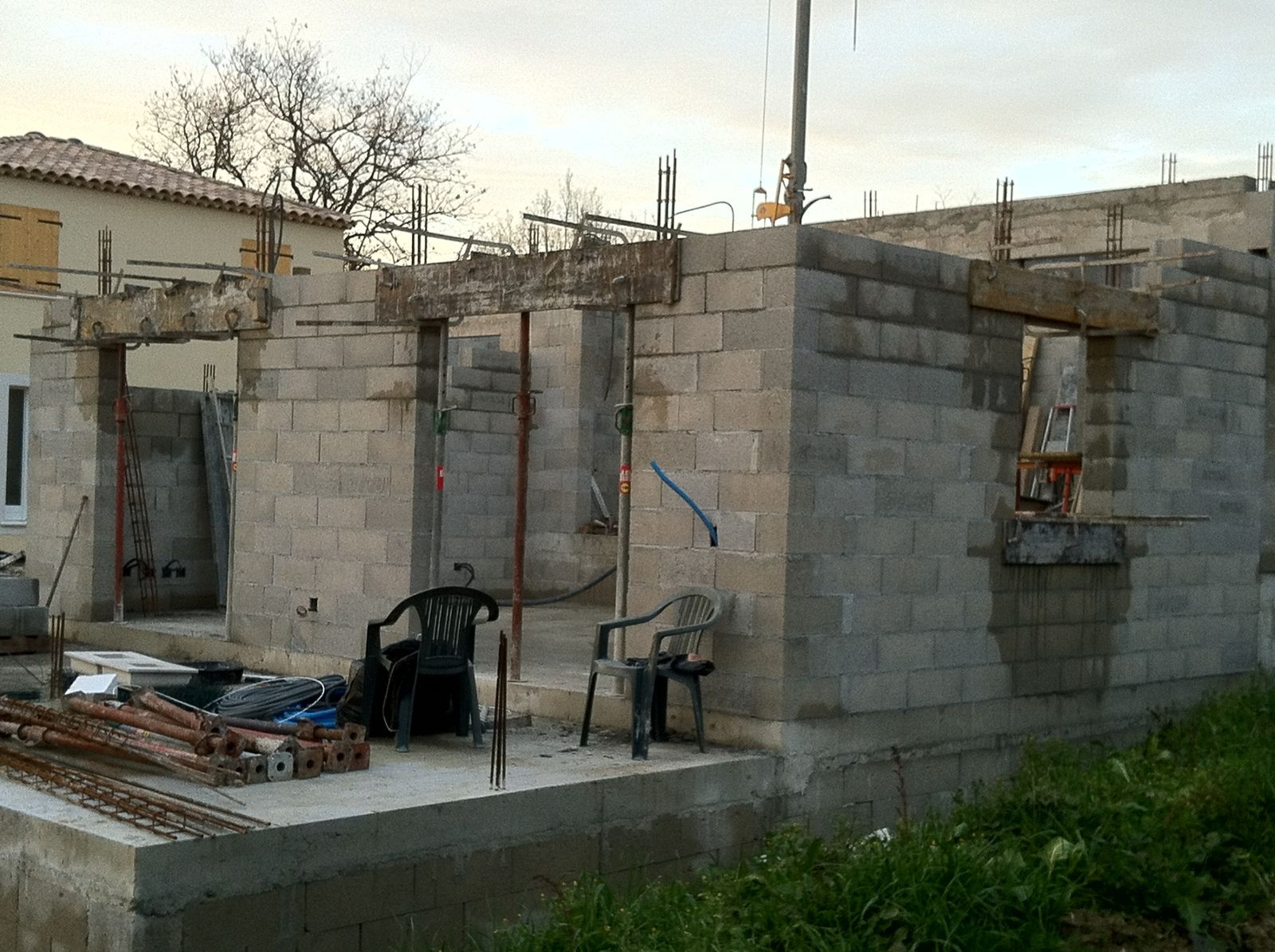 09 . Les poteaux ,les poutres ,les linteaux ,les piliers et chapiteaux ...