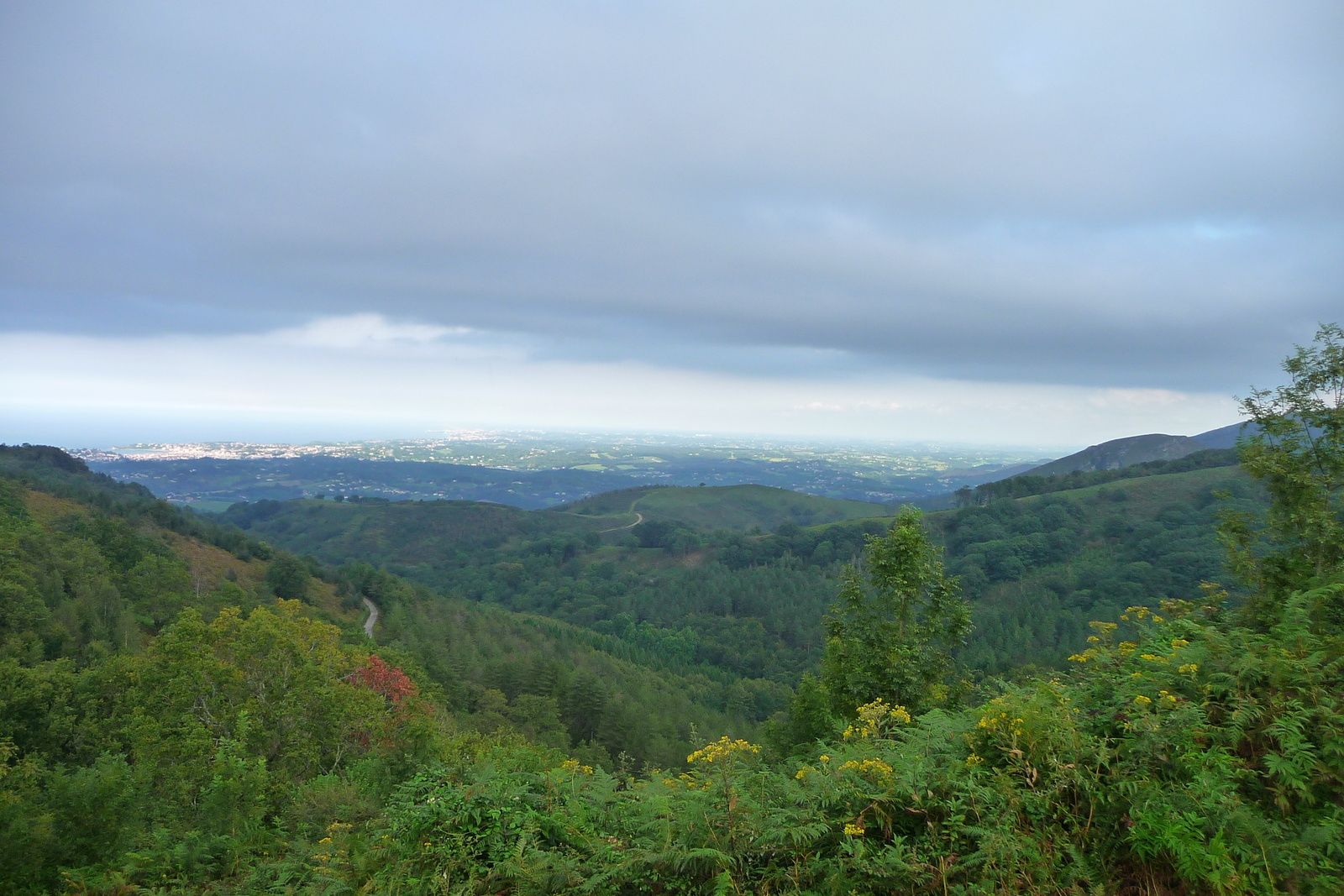 LE COL D'IBARDIN ! pays Basque Espagnol - Chez Vikki