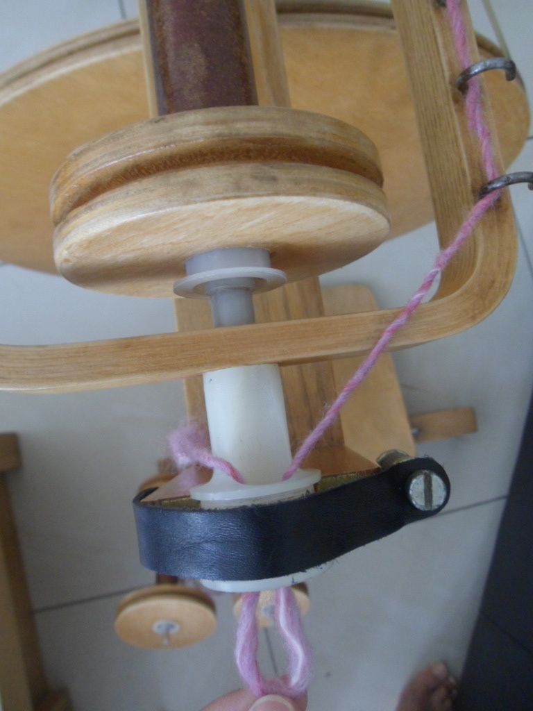 Tuto : Débuter avec un rouet - Le blog de Systemeb