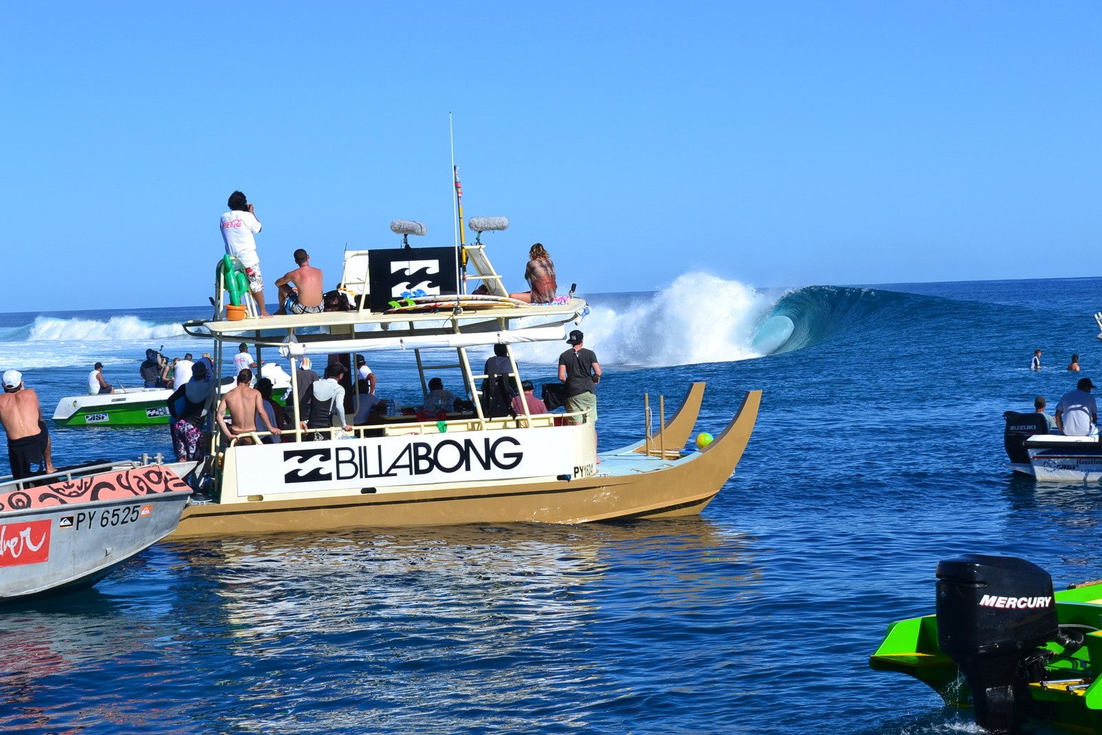 Teahupoo, la légende - La Semet family en Polynésie