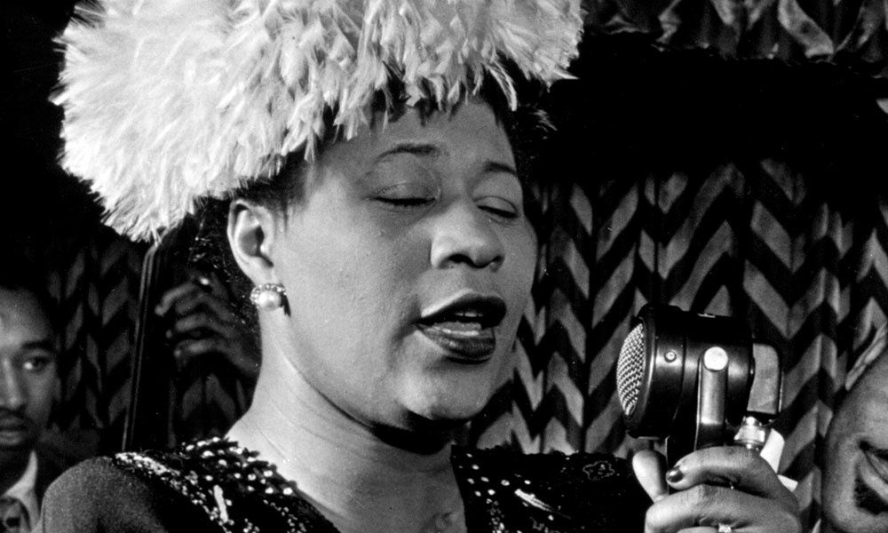 Ella Fitzgerald (1917-1996) - Nulla Dies Sine Linea
