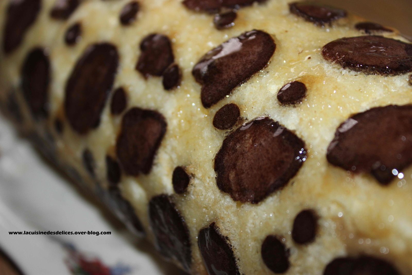 GÂTEAU ROULE PANTHÈRE AU CAFÉ - La cuisine des délices