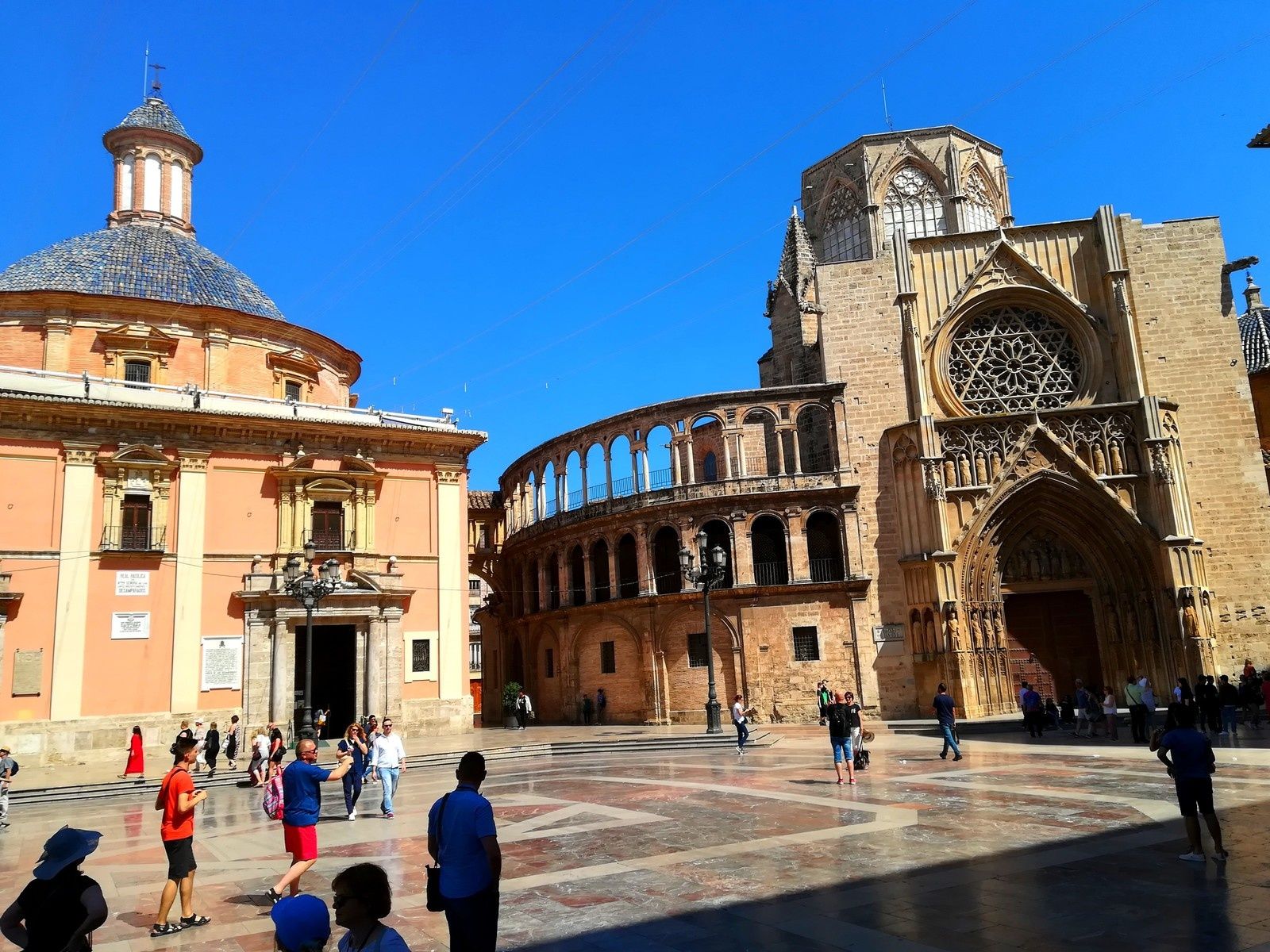 Le Centre historique de Valence - Les Randos de Caco