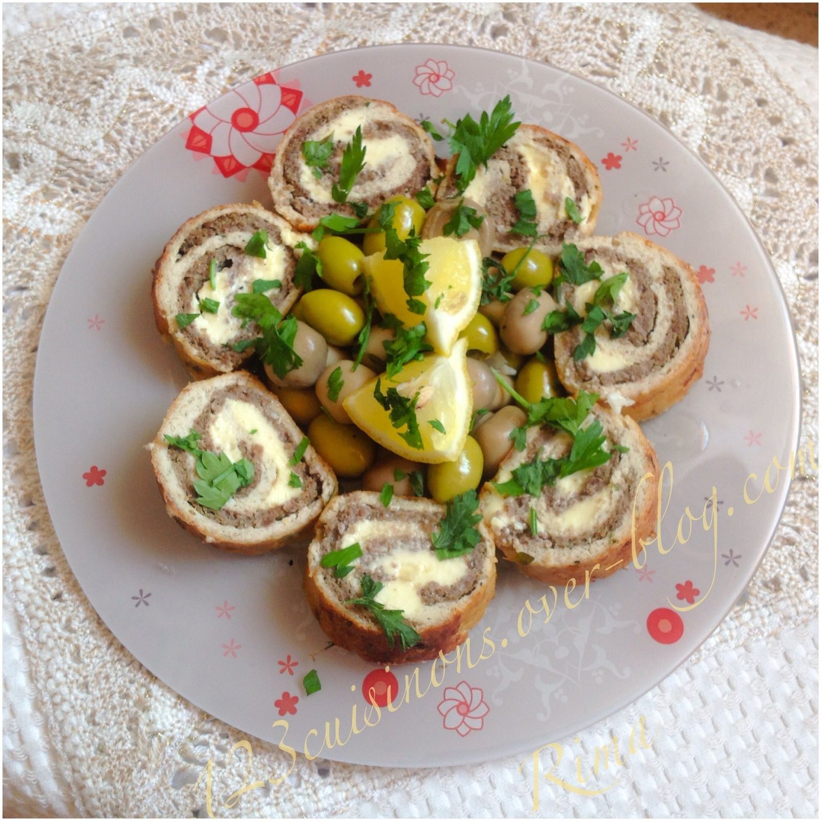 Roulé de poulet farci à la viande hachée - 1,2,3...Cuisinons!