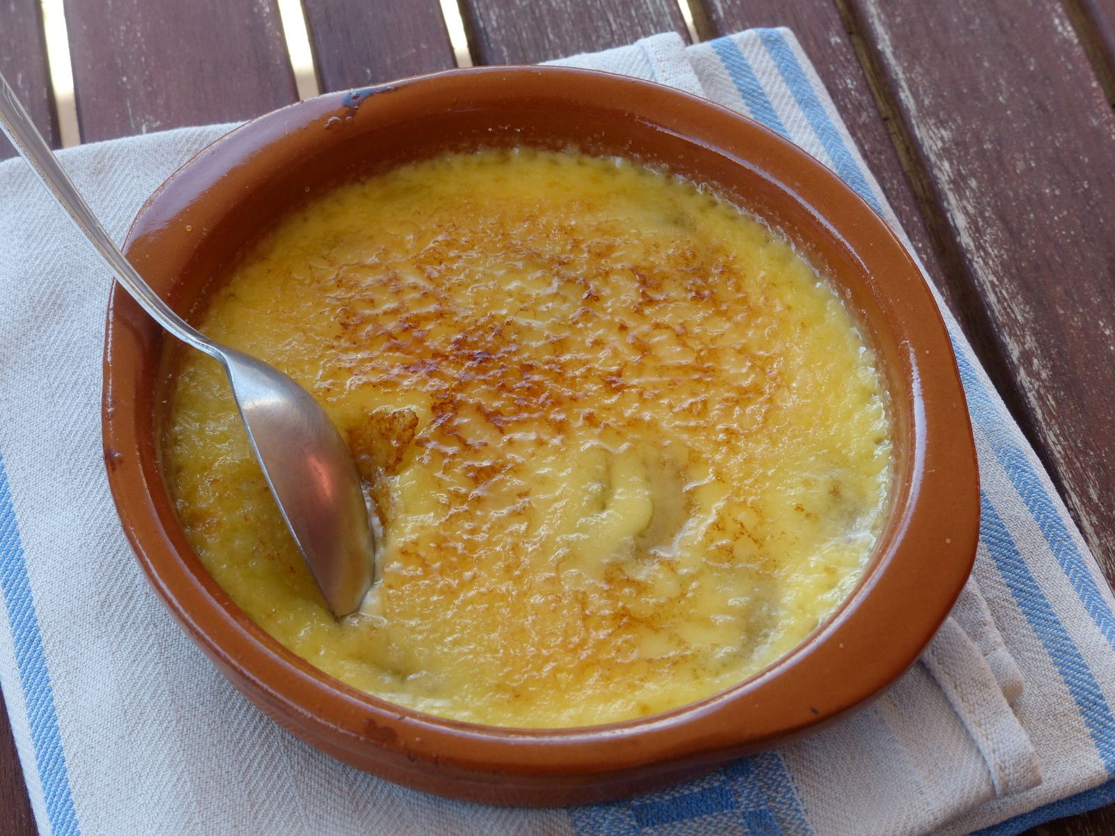 Crème brûlée rhum raisin - Dans ma cuisine