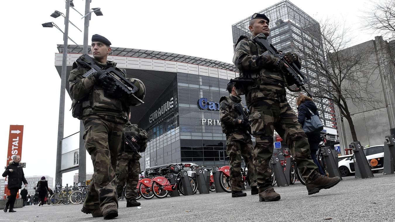 Béret Rouge - Honneur et Patrie