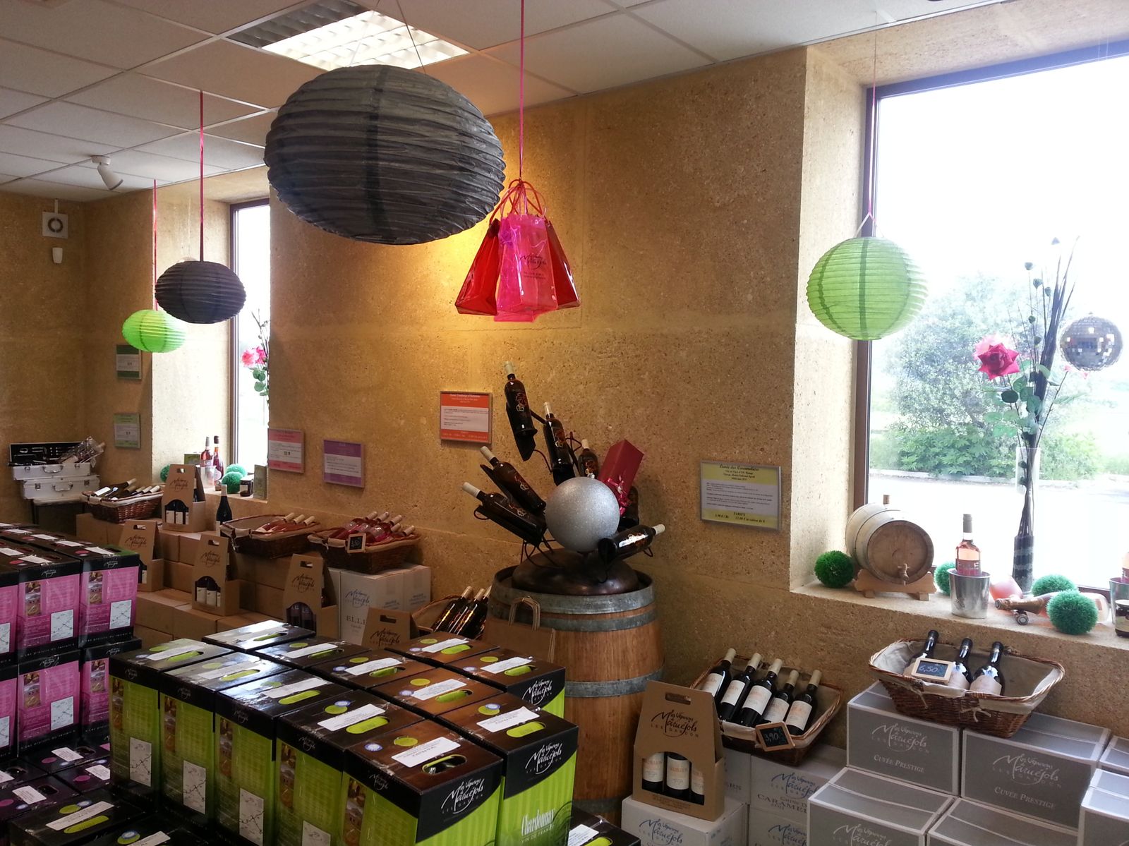 Caves St Maurice Boutique de Maruéjols - Maruéjols-lès-gardon