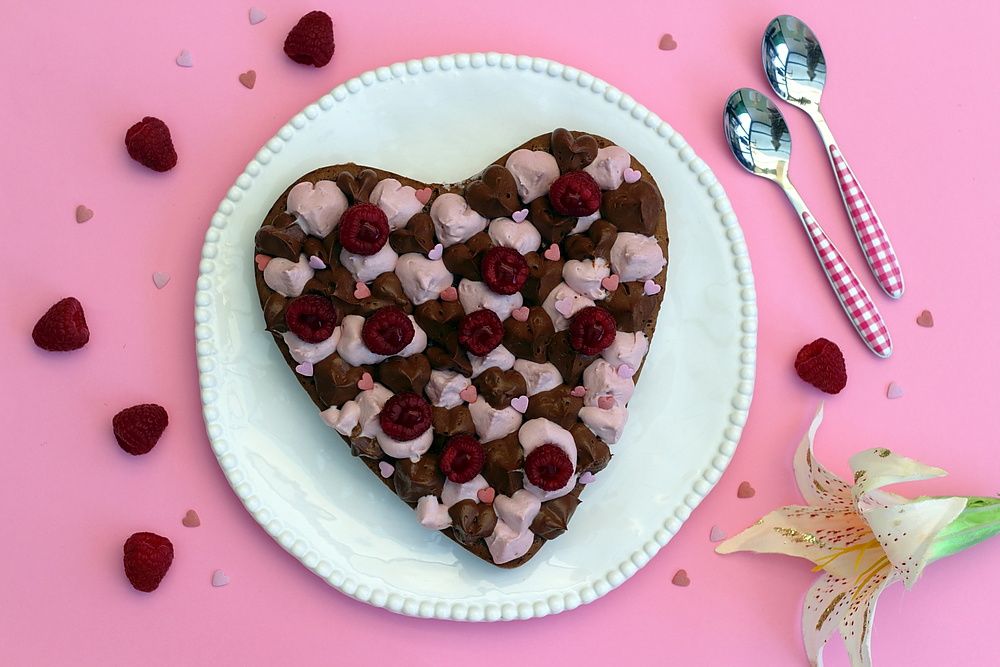Gâteau de Saint-Valentin au chocolat et framboises - Amandine Cooking