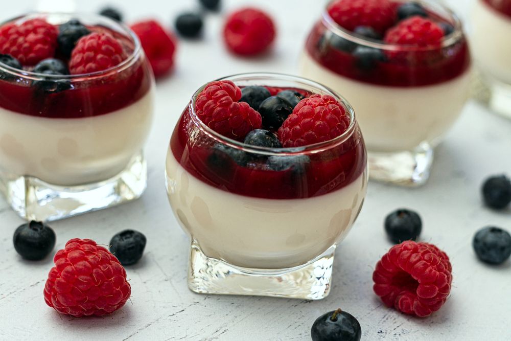 Panna cotta aux fruits rouges - Amandine Cooking