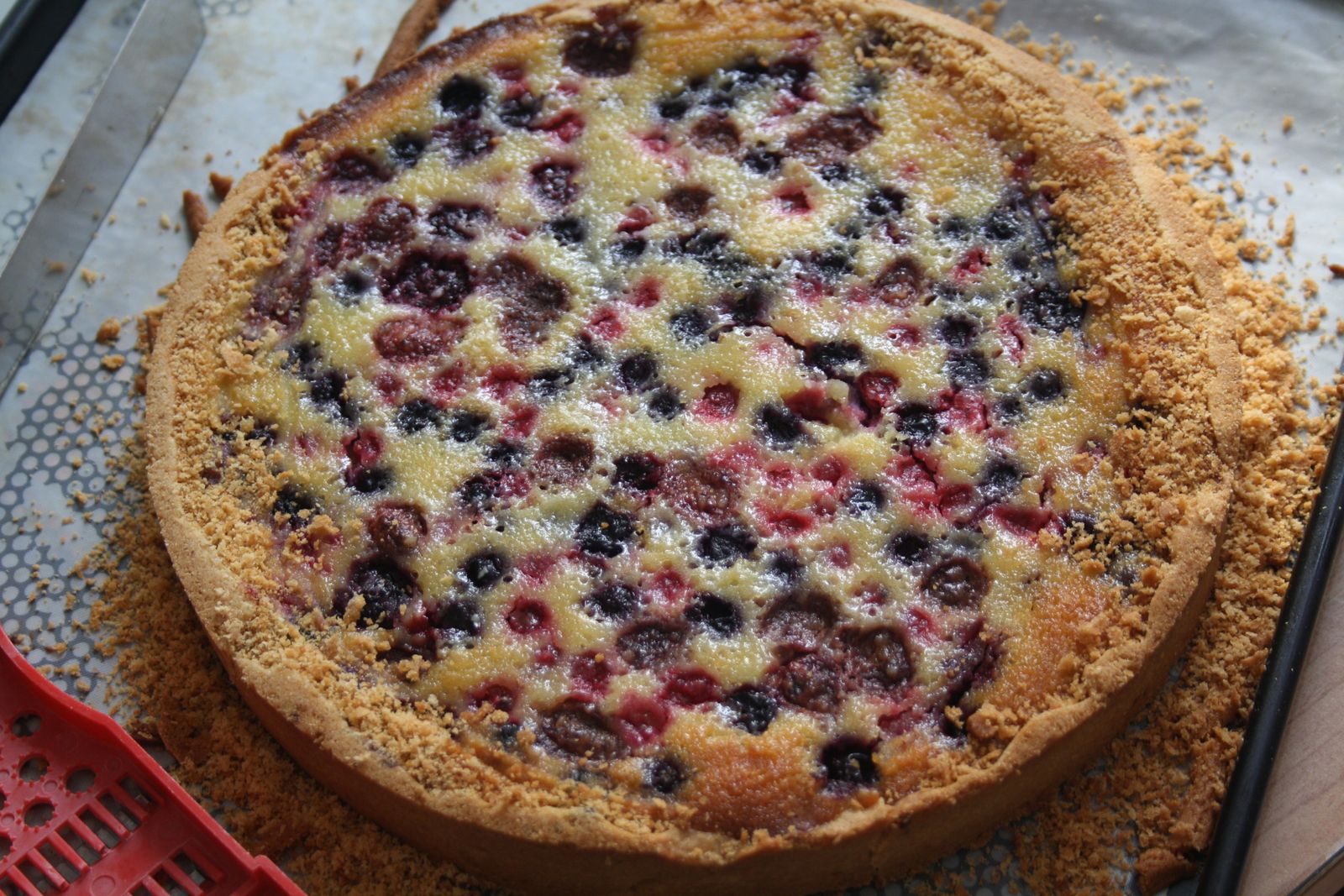 TARTE AUX FRUITS ROUGES ET CHOCOLAT BLANC - RELIGIEUSE ET TARTE CATIN