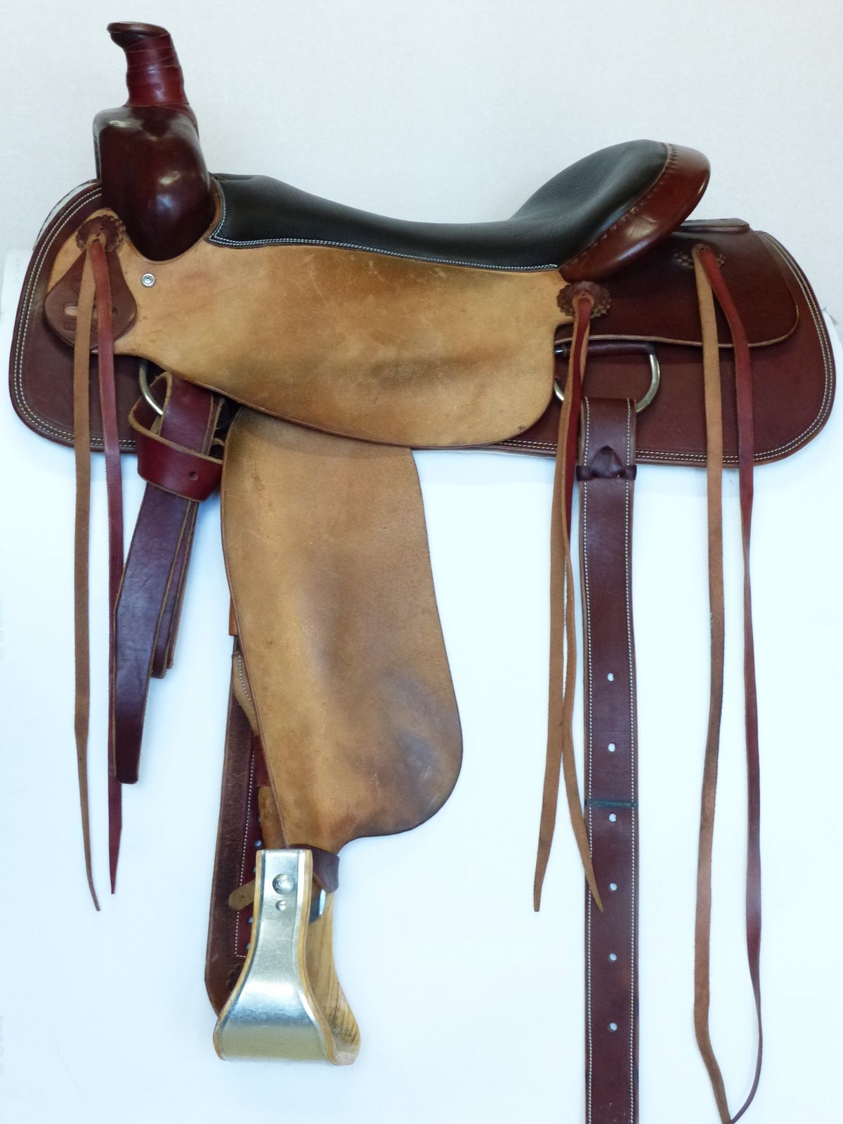 Vendue . Selle Roping Grand siège 18" - selle western occasion