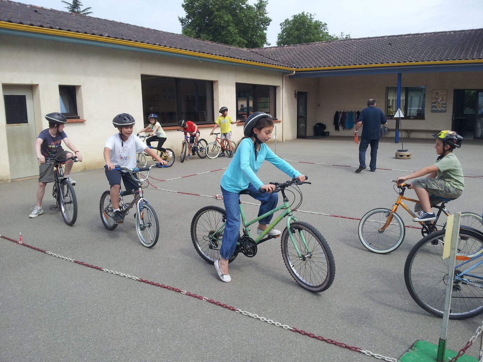 Les CM1 ont eu leur permis vélo! - Blog de l'école