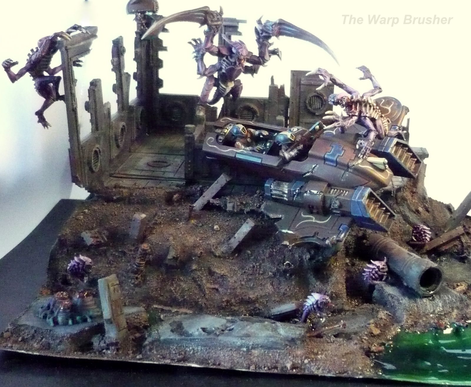 W40K Diorama: Tau vs Tyranids - thewarpbrusher.over-blog.com