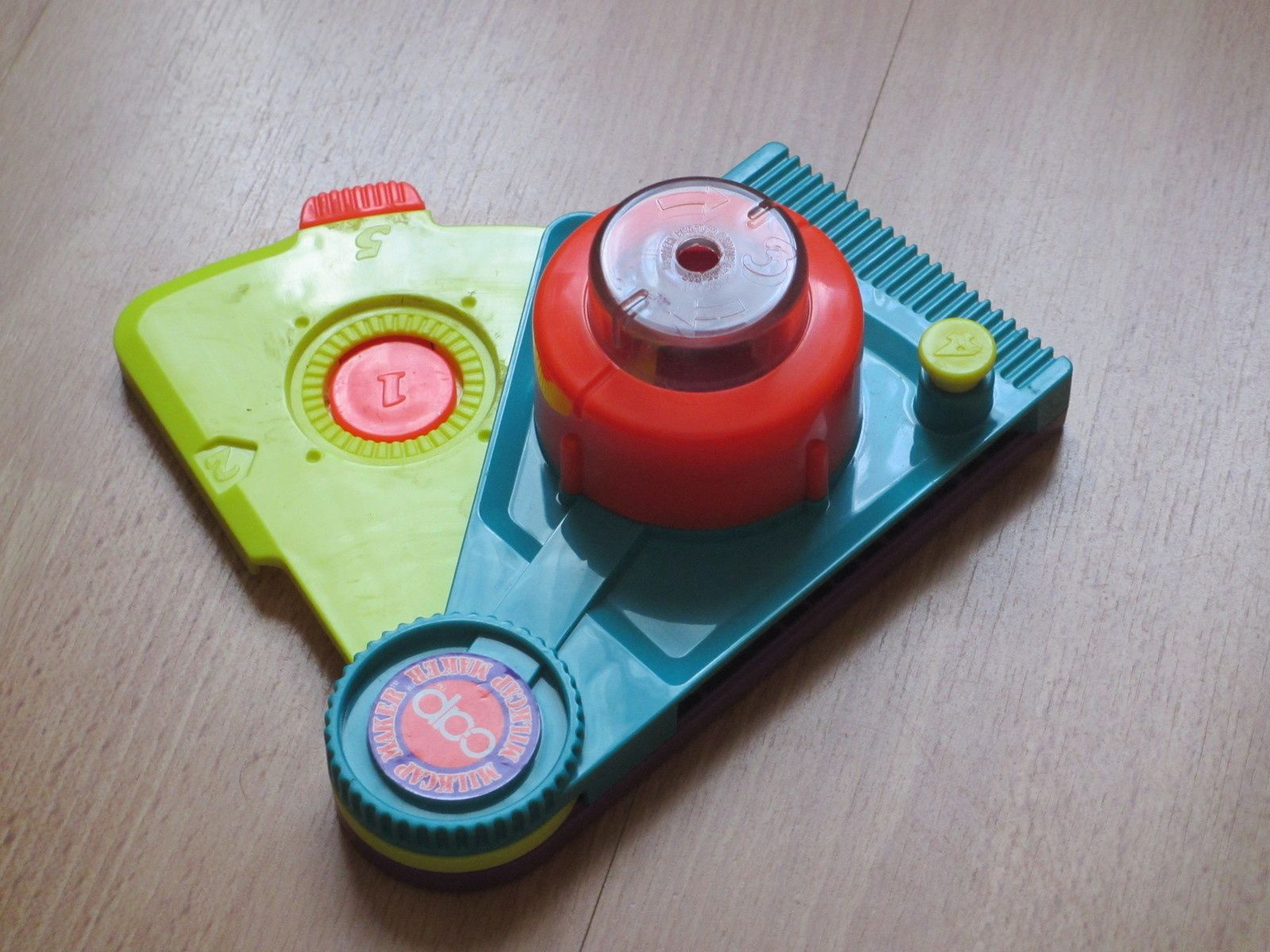 Machine pour faire des Pogs - nostalgipogs.over-blog.com