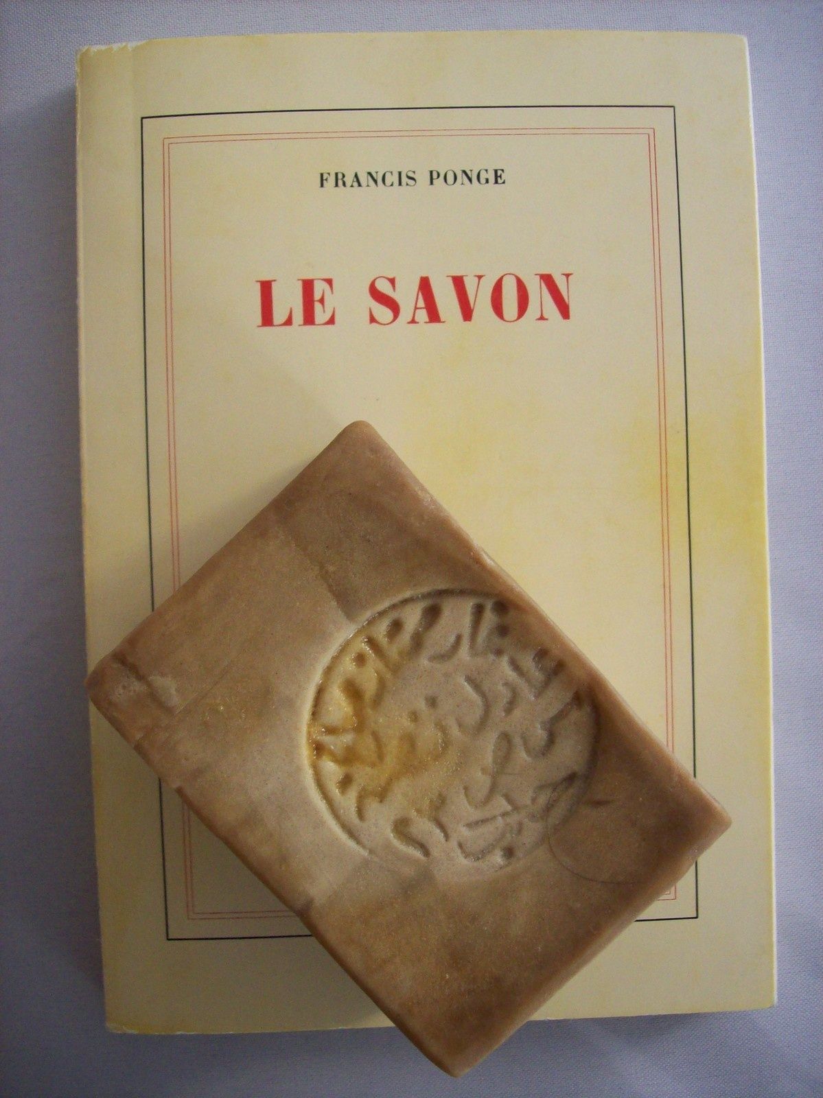 Francis Ponge : LE SAVON(extraits de 1943) - Régis Roux poésie / Livres ...