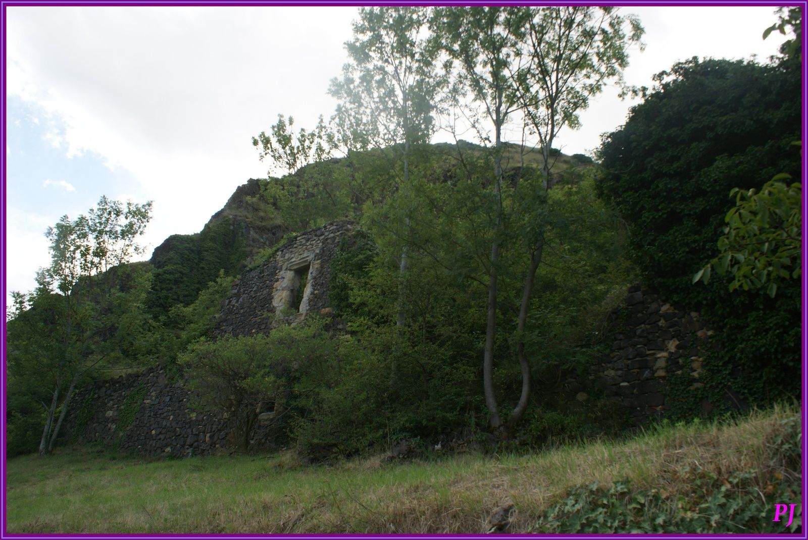 Nonette - L'Auvergne Vue par Papou Poustache