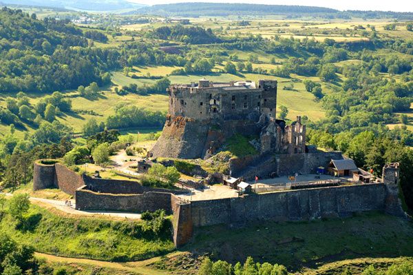 Murol : le château - L'Auvergne Vue par Papou Poustache