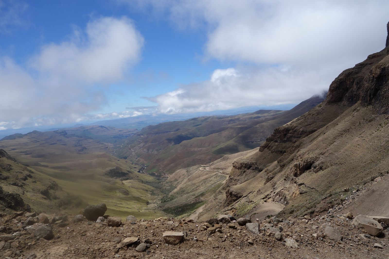en route pour le lesotho, le Sani Pass - AidaetJoroundtheworld.over ...