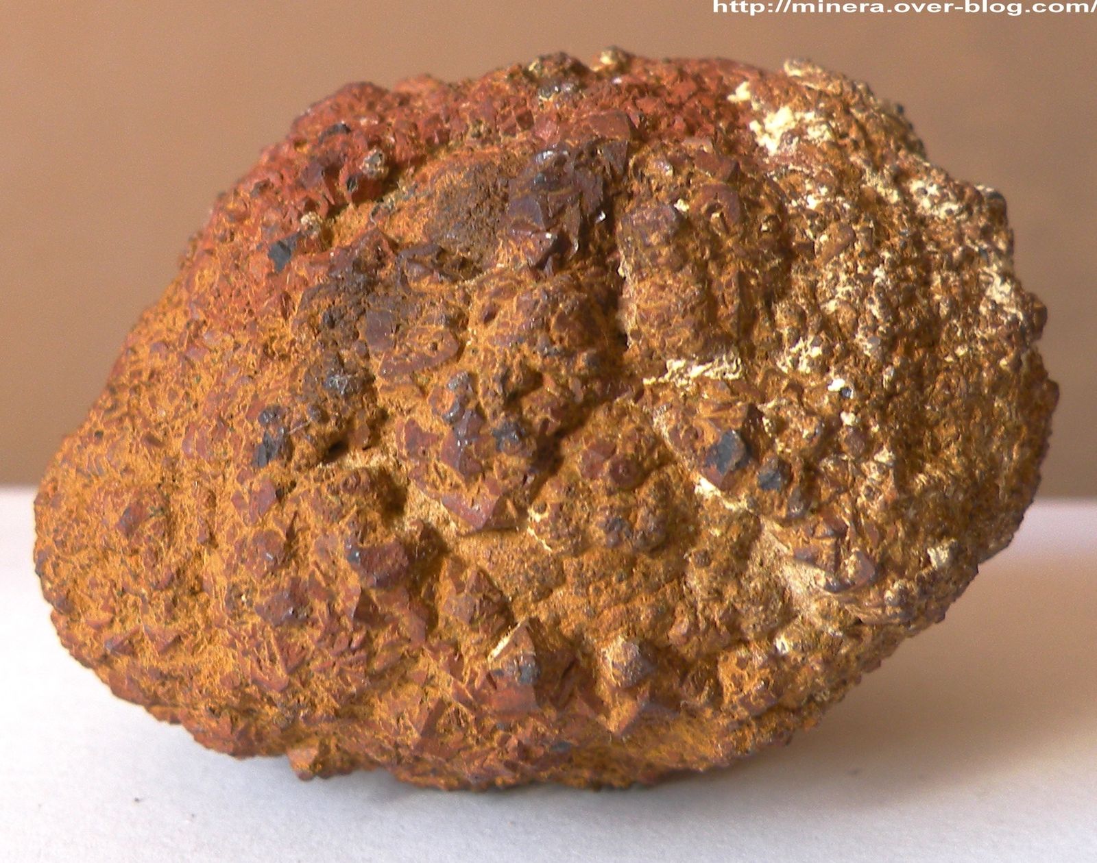 Marcassite, Limonite et nodules ferrugineux de Charente - minera.over ...