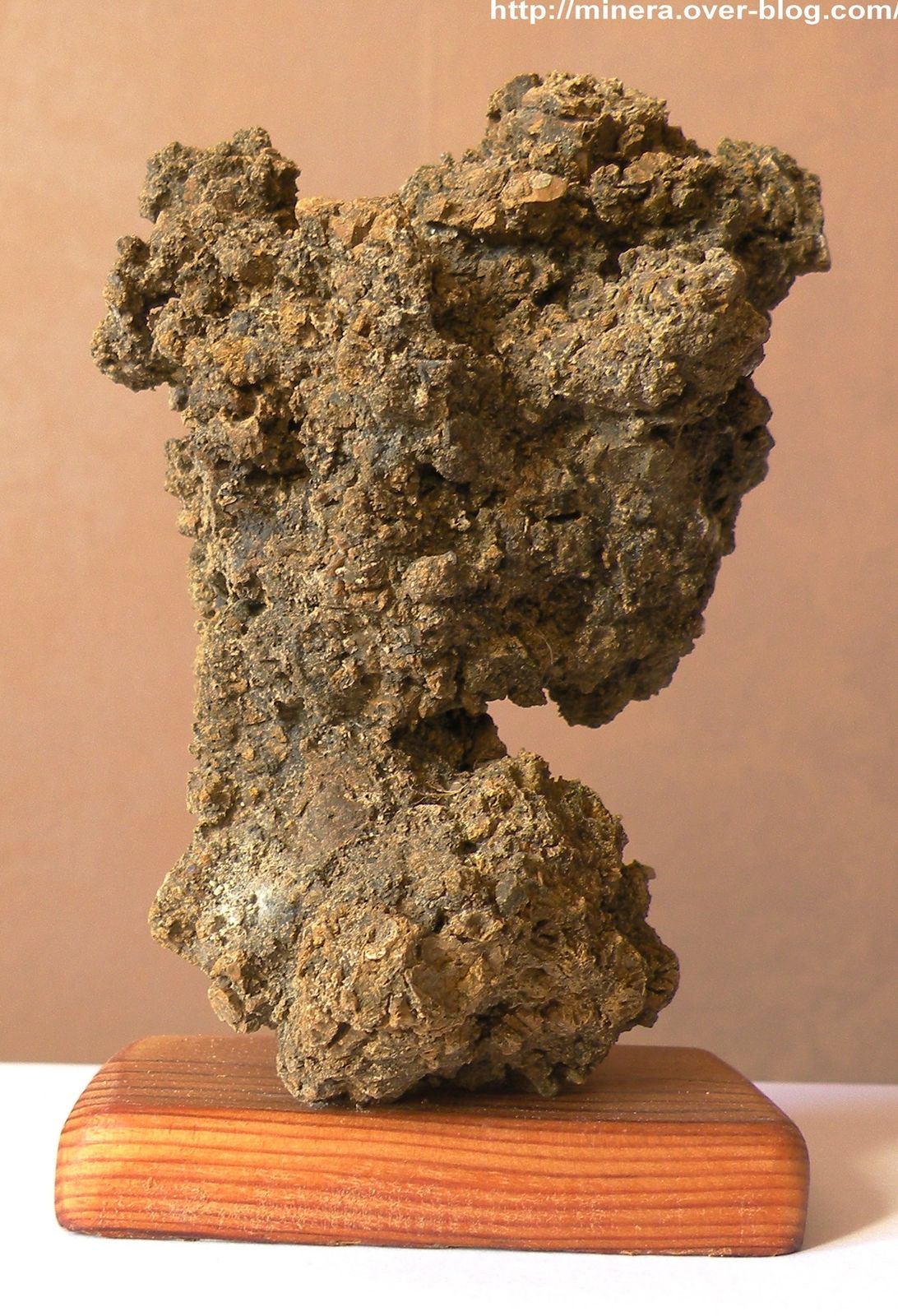 Marcassite, Limonite et nodules ferrugineux de Charente - minera.over ...