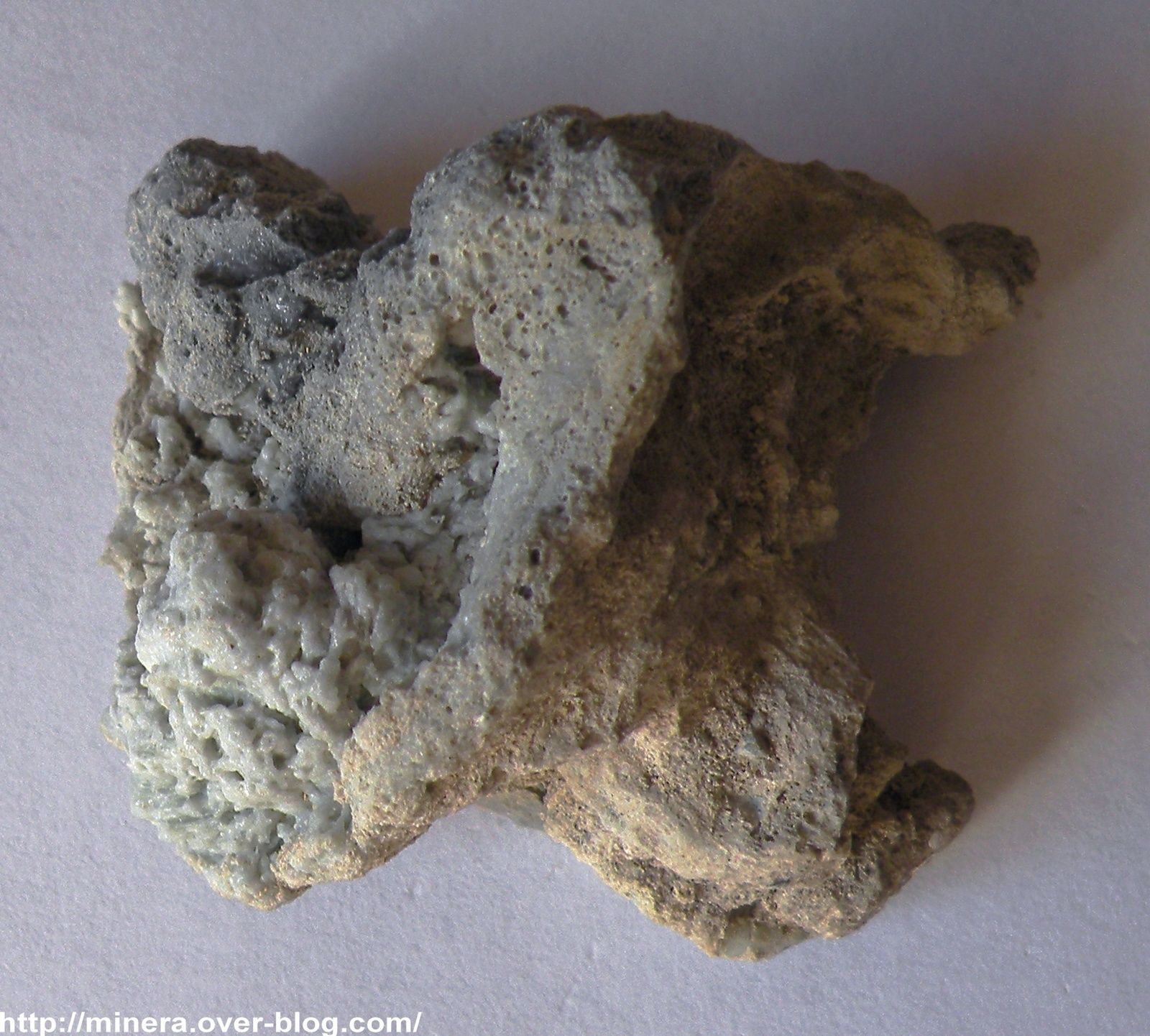 Laitiers et scories - minera.over-blog.com